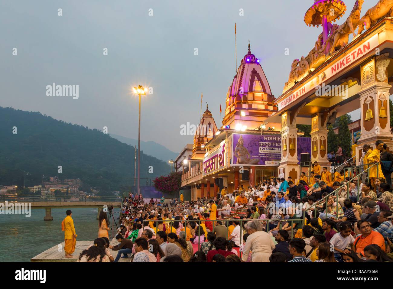 India, Uttarakhand, Rishikesh, Parmarth Niketan Ashram, Ganga Aarti ...