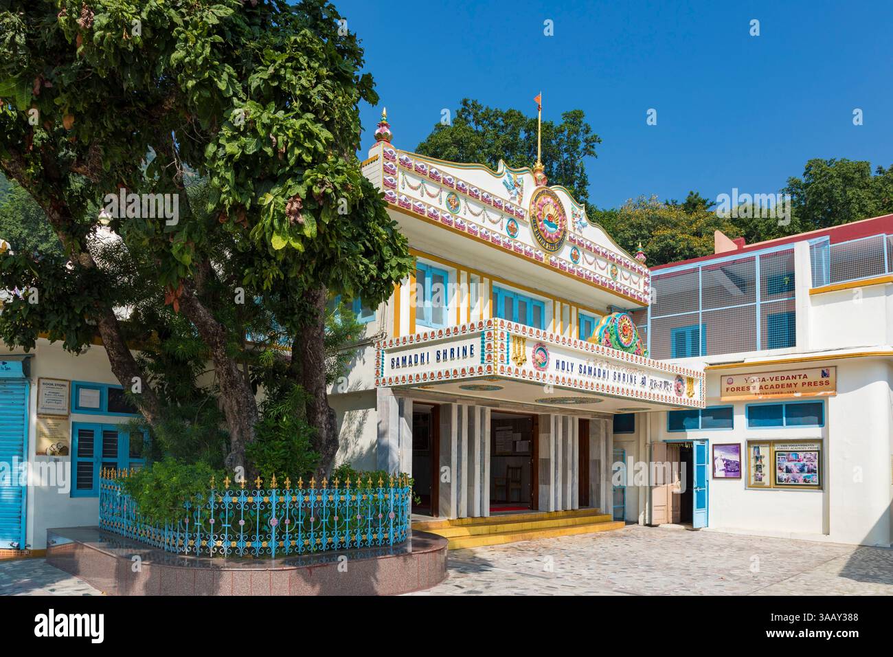 India, Uttarakhand, Rishikesh, Sivananda Ashram Stock Photo - Alamy