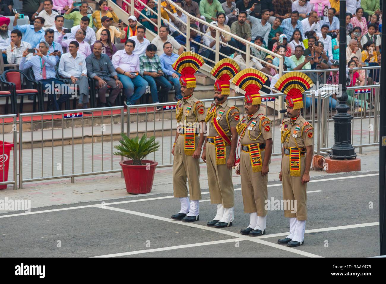 India, Punjab, Amritsar, Indo-Pakistan border, Wagah Border Ceremony ...