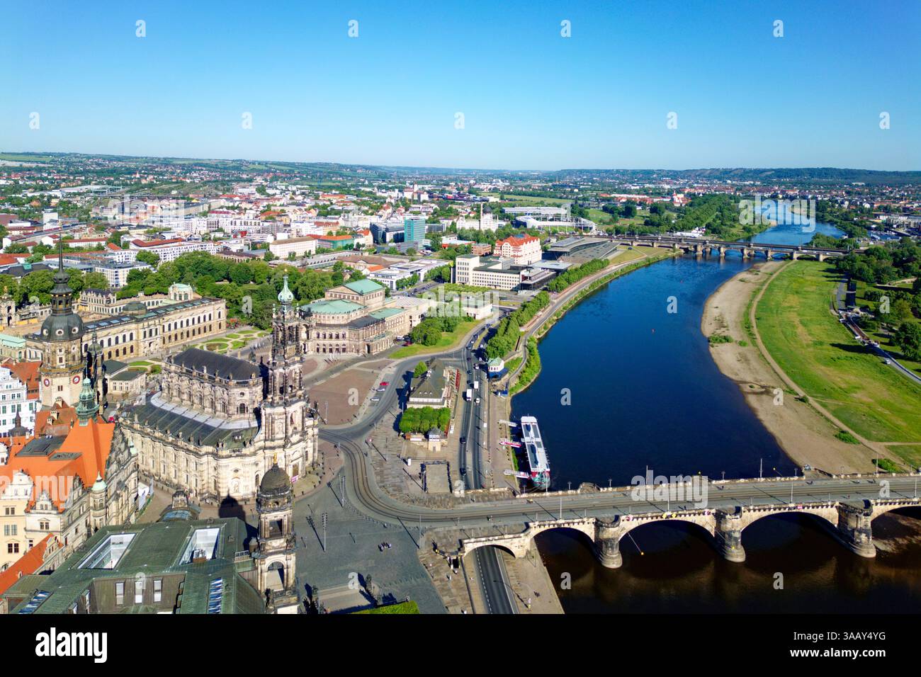 Germany, Saxony, Dresden, Elbe river bank, old city (Altstadt), from ...