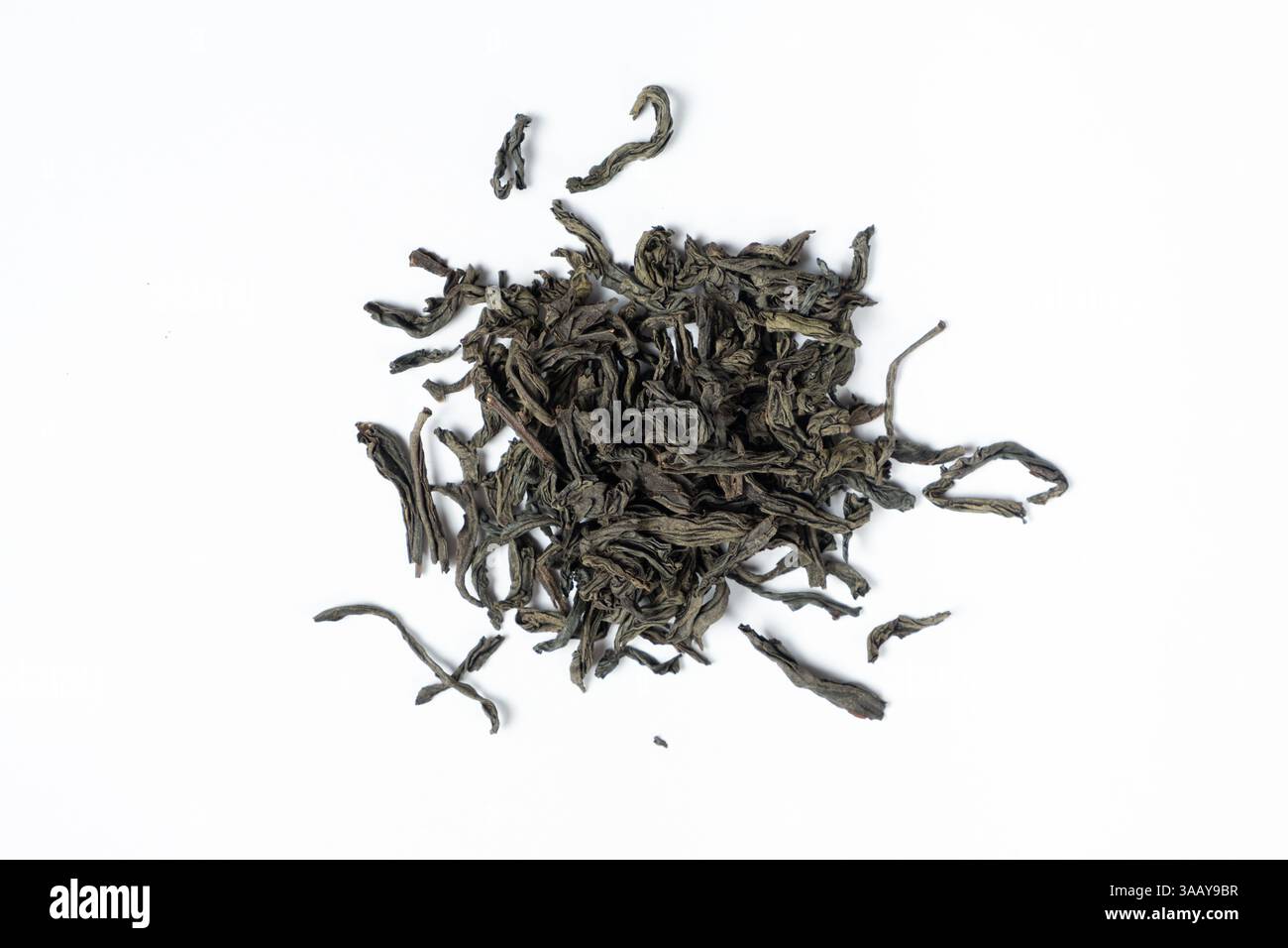 Whole Leaf Black Tea Top View on White Background Stock Photo - Alamy