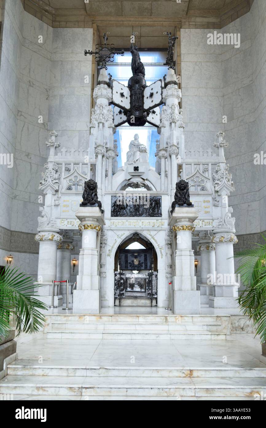 Dominican Republic, Santo Domingo, El Faro a Colón – Massive Concrete ...