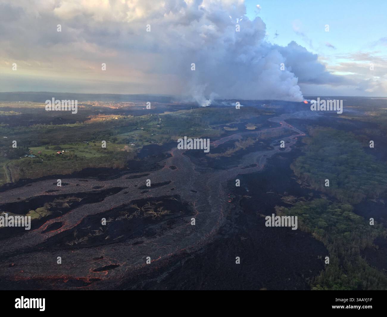 June 6, 2018 - Kapoho, HI, United States of America - A massive lava ...