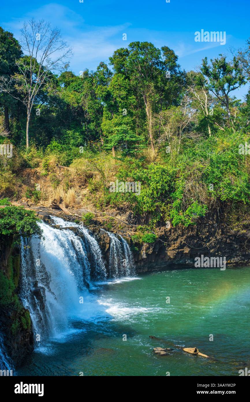 Laos, Salavan province, Bolaven Plateau, Tad Lo waterfall Stock Photo ...