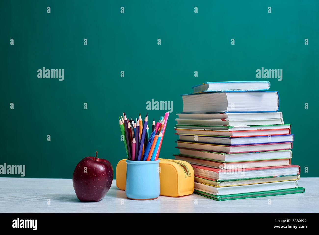 Educationaltools hi-res stock photography and images - Alamy