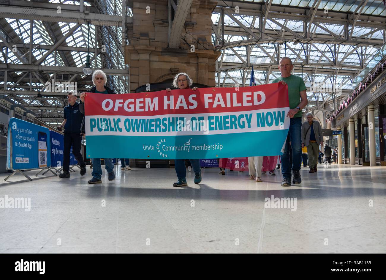 Glasgow Scotland, UK. 1st Apr, 2025. Unite Community members gather ...