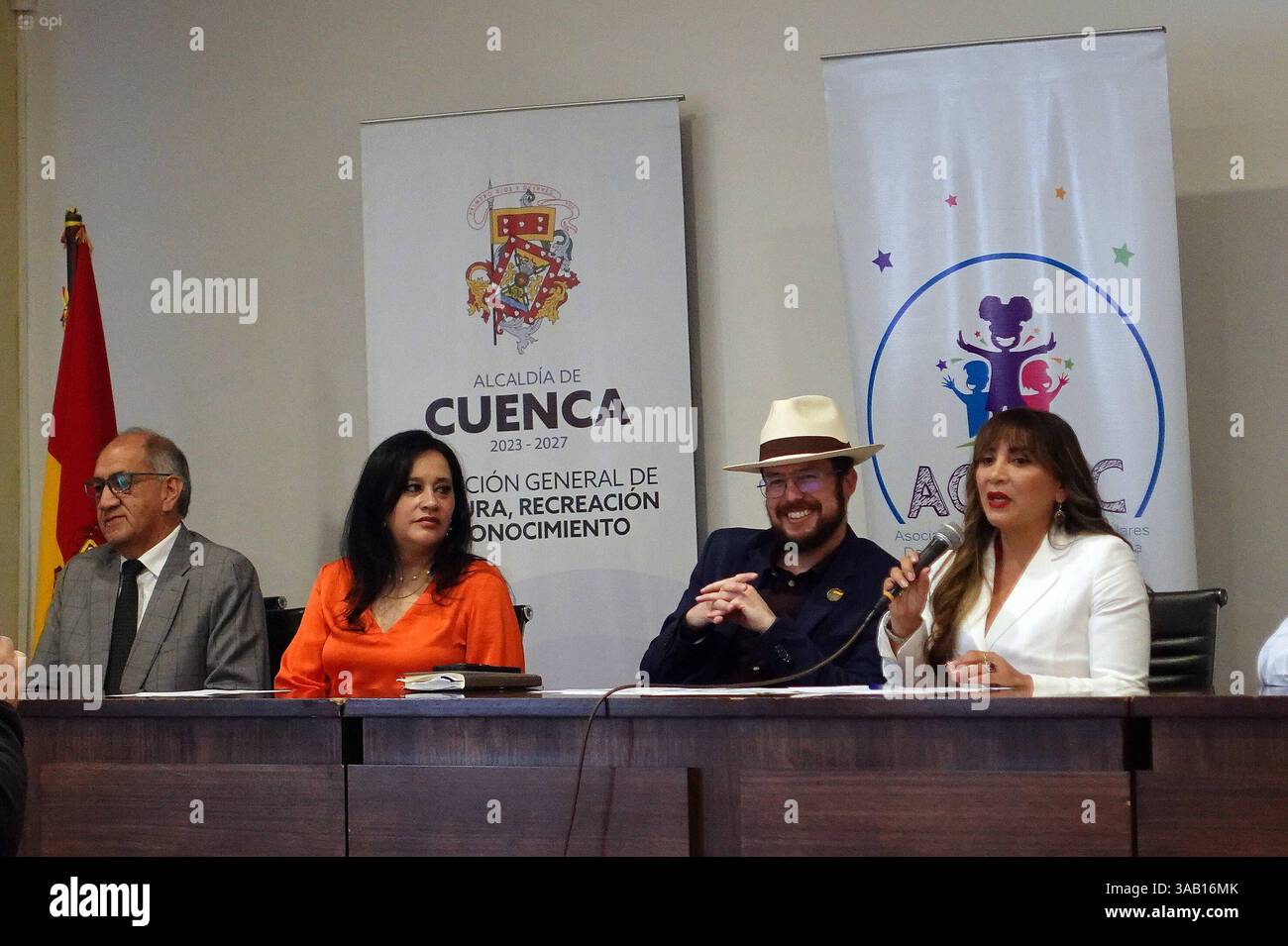 CUENCA LAUNCHING MORLAQUITOS SALUDA A CUENCA Cuenca,Ecuador April 1 ...