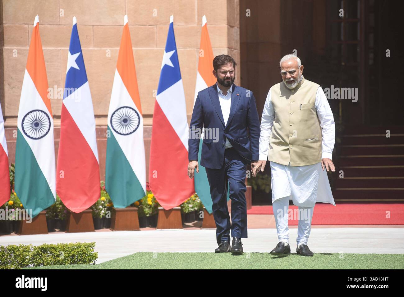 Narendra Modi Meets Gabriel Boric Indian Prime Minister Narendra Modi ...
