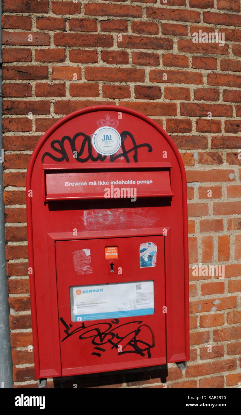 Copenhagen/ DenmarK/01 april 2025/.Denmarks most well know royal post ...