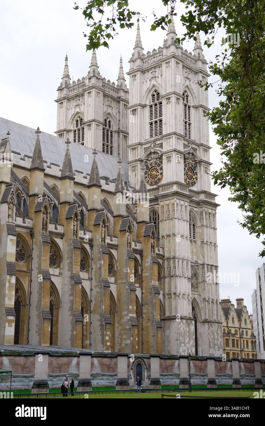 the Portland Stone towers and exterior walls of Westminster Abbey ...