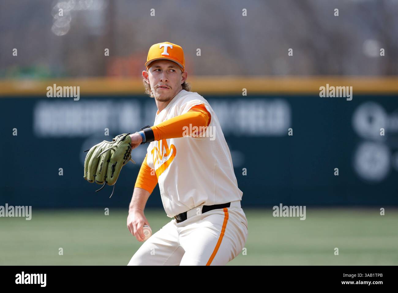 Tennessee Volunteers starting pitcher Tanner Franklin (50) in action ...