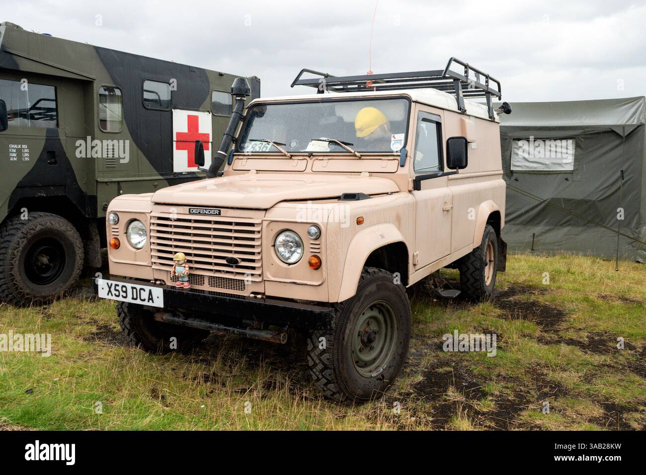 Land Rover Defender. Cumbria Steam Gathering 2015 Stock Photo - Alamy
