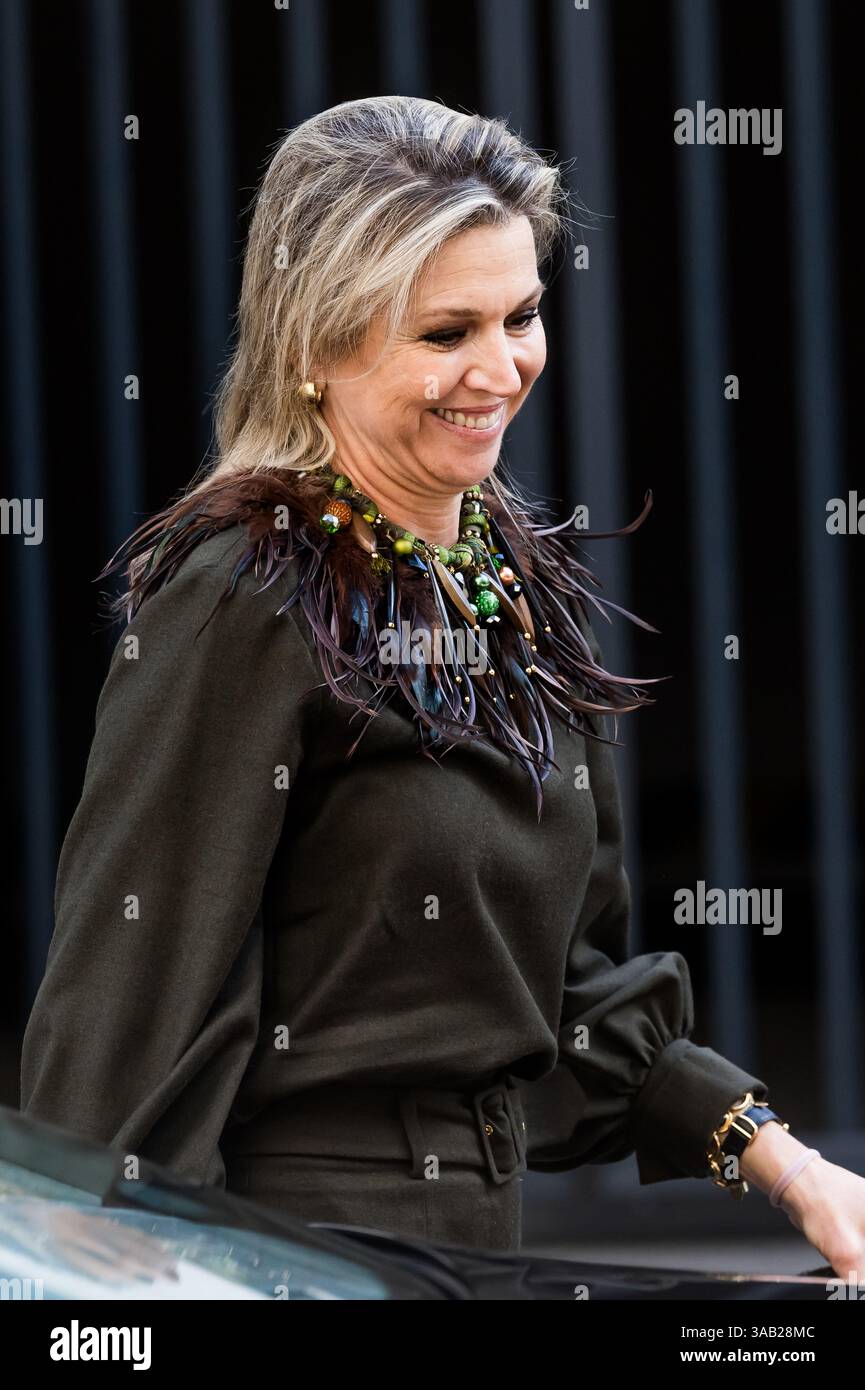 Queen Maxima during a visit to youth organization Quardin in Rotterdam ...