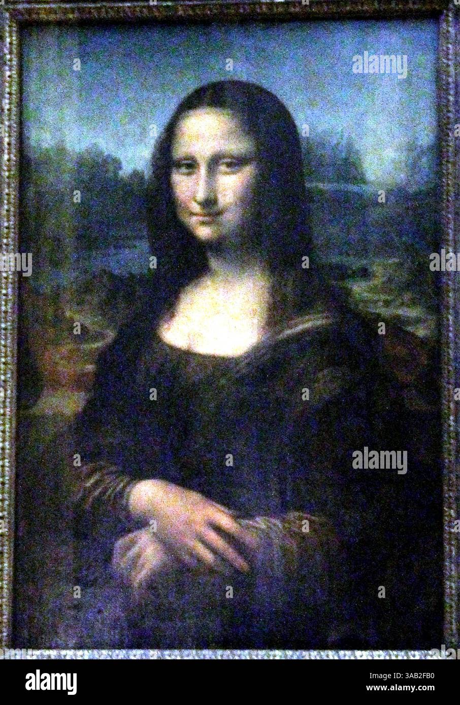 The Musaee du Louvre in Paris is one of the worlds's largest and best ...