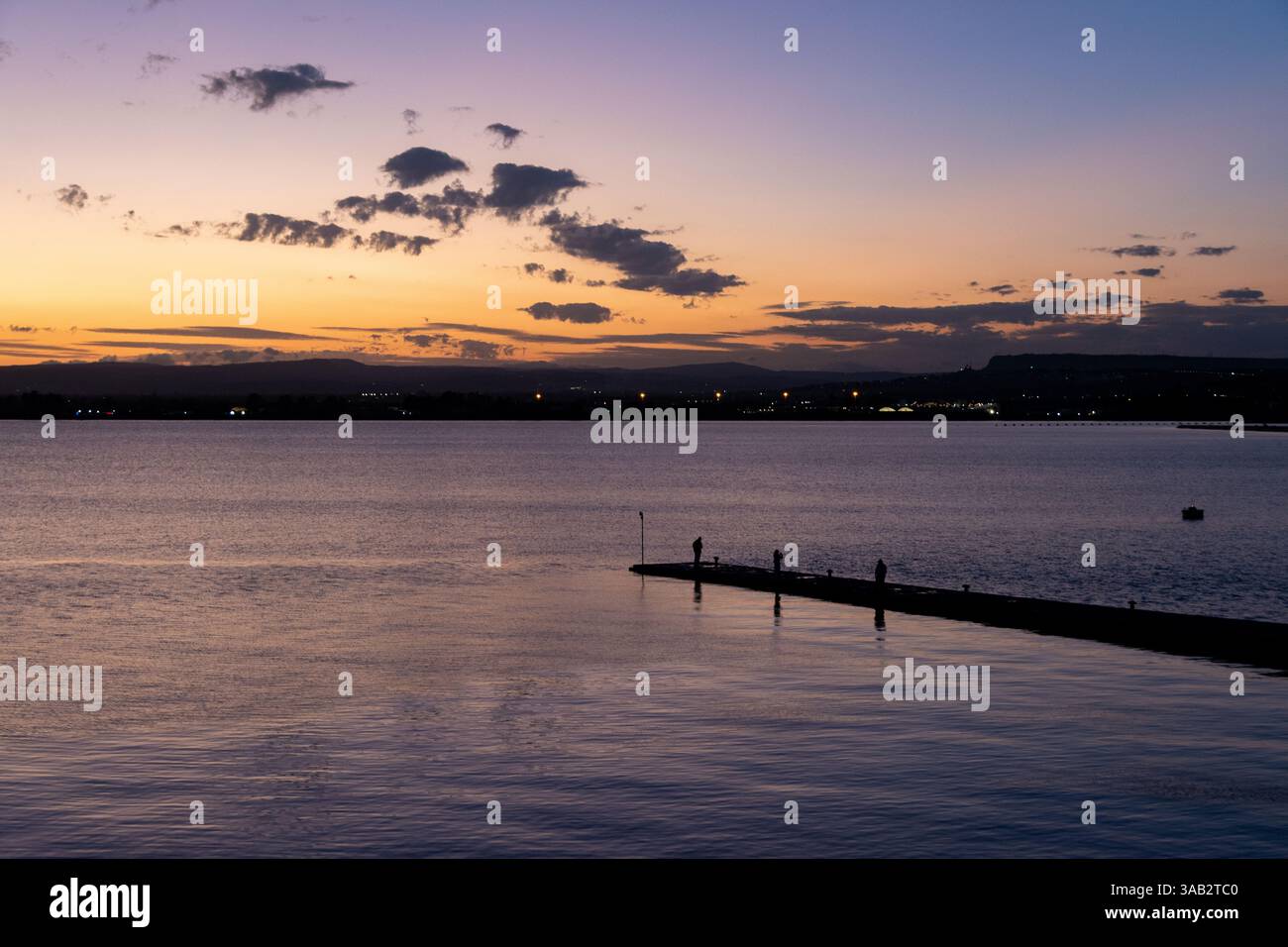 Panorama oceano atardecer hi-res stock photography and images - Alamy