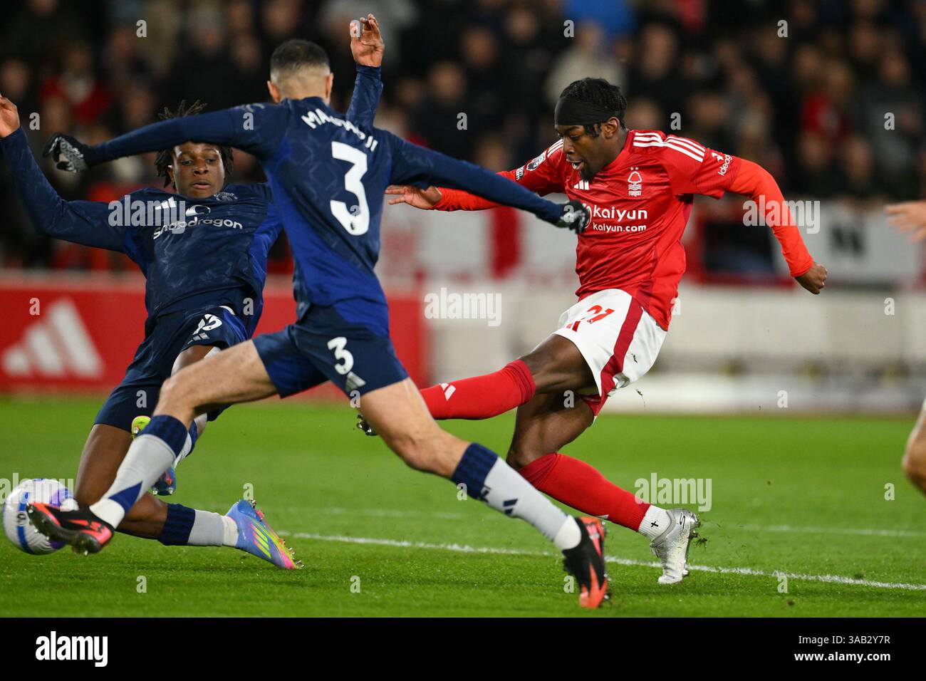 City Ground, Nottingham on Tuesday 1st April 2025. Anthony Elanga of ...