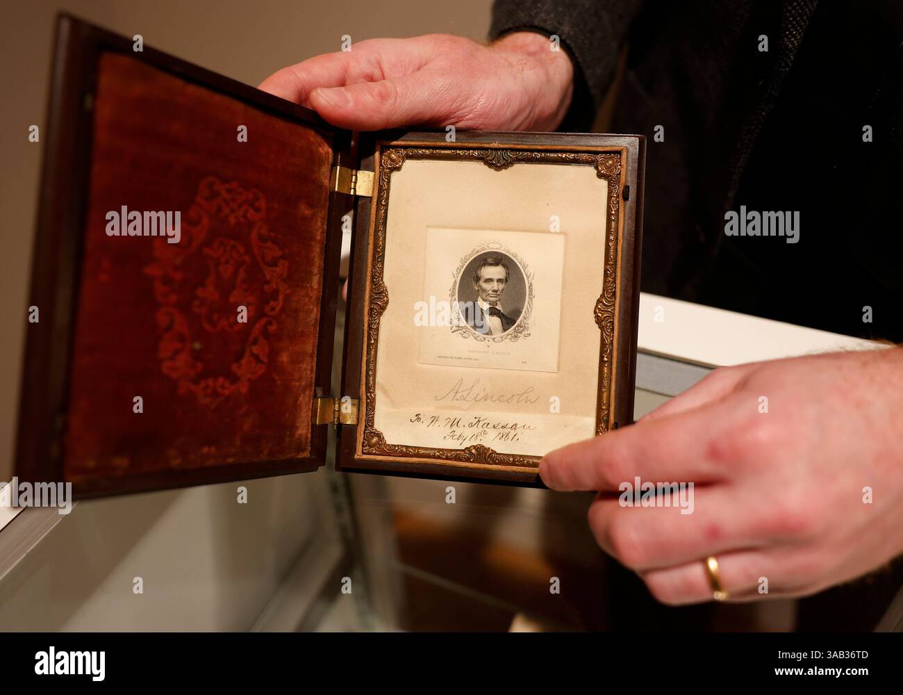 New York, United States. 01st Apr, 2025. An engraved portrait of ...