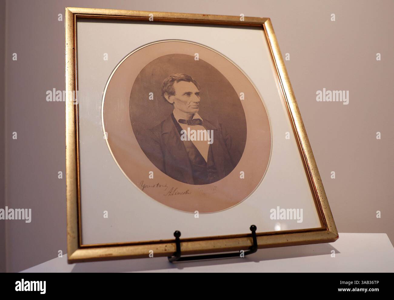 An oval bust bortrait of Abraham Lincoln by Alexander Hesler is on ...