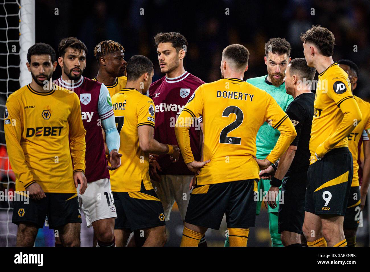 1st April 2025; Molineux Stadium, Wolverhampton, West Midlands, England ...