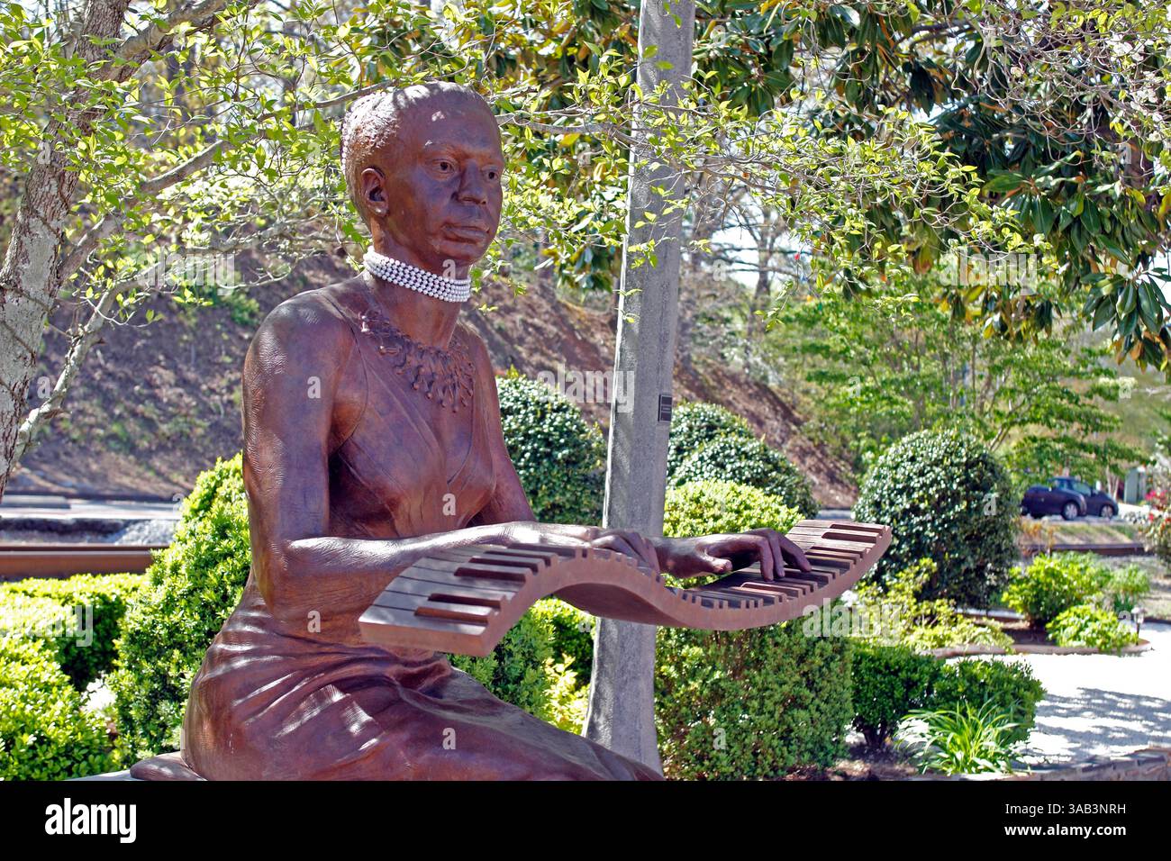 Nina Simone, legendary American singer, songwriter, pianist, and civil ...