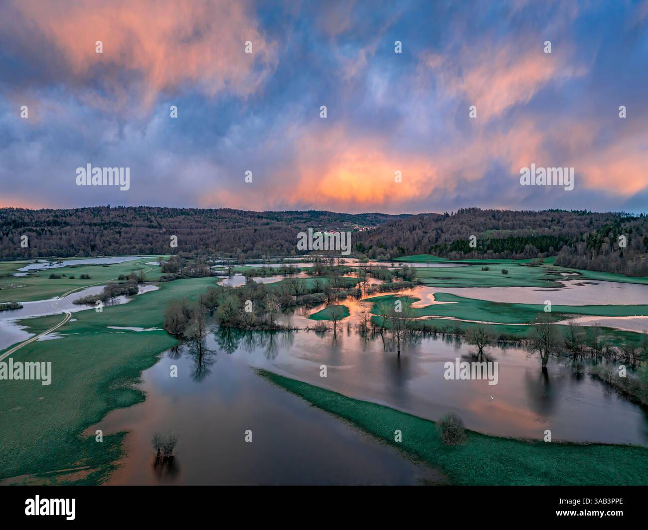 Plain land feature hi-res stock photography and images - Alamy