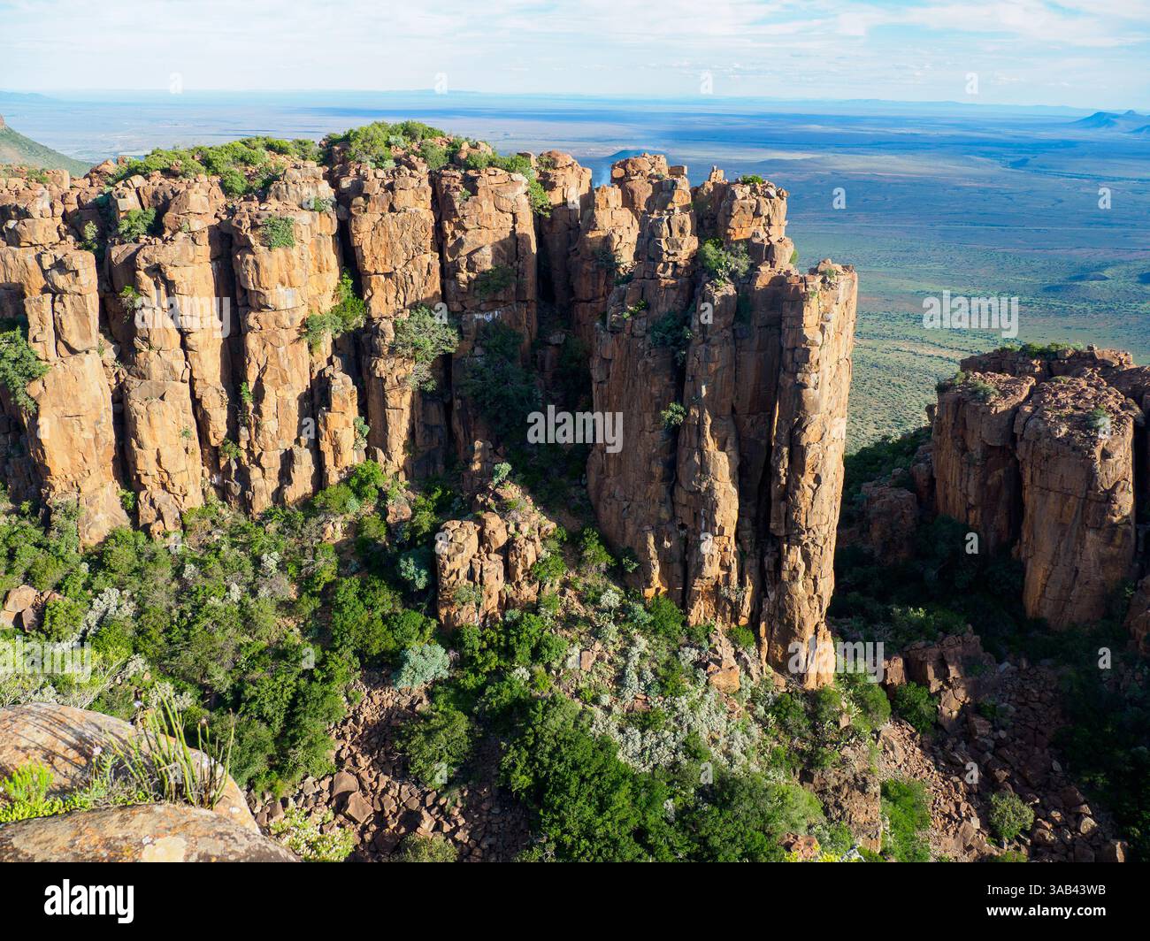 The valley of Desolation, Camdeboo National park, Graaff-Reinet, South ...