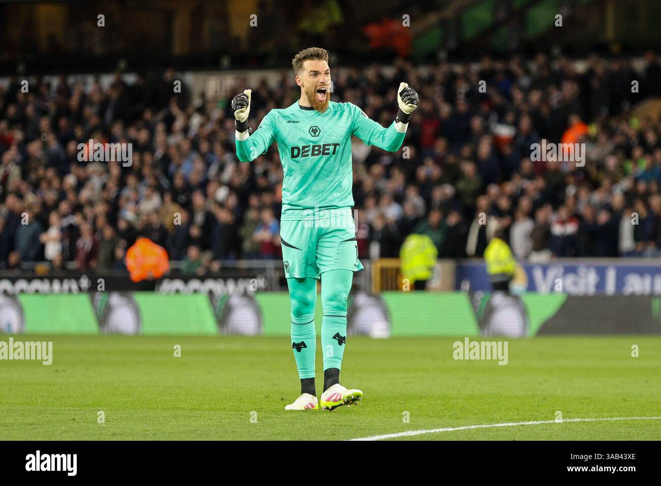 Wolverhampton, England, April 1st 2025: Goalkeeper Jose Sa (1 Wolves ...