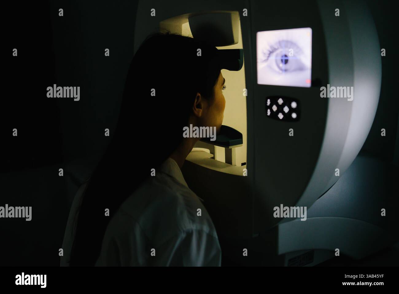 Early glaucoma detection through perimetry testing at an ophthalmology ...
