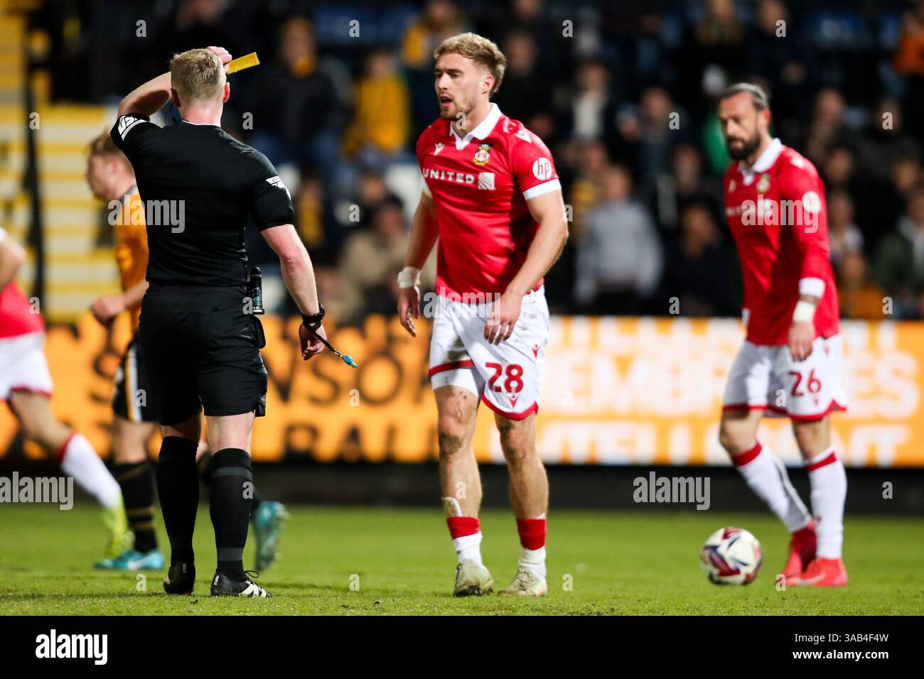 Match referee thomas parsons hi-res stock photography and images - Alamy