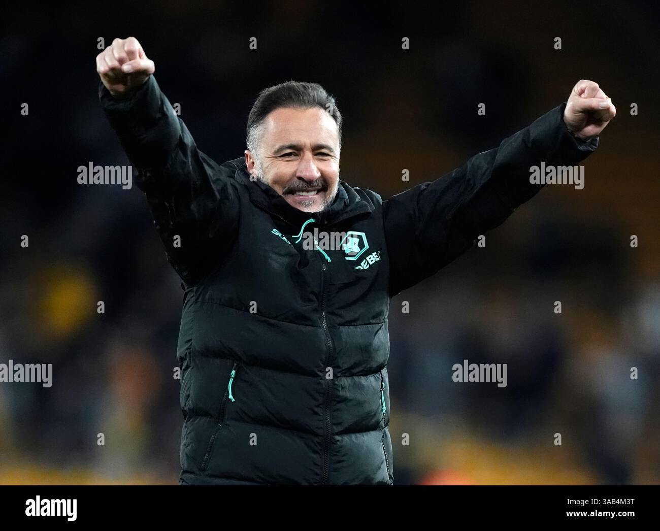 Wolverhampton Wanderers manager Vitor Pereira celebrates in front of ...