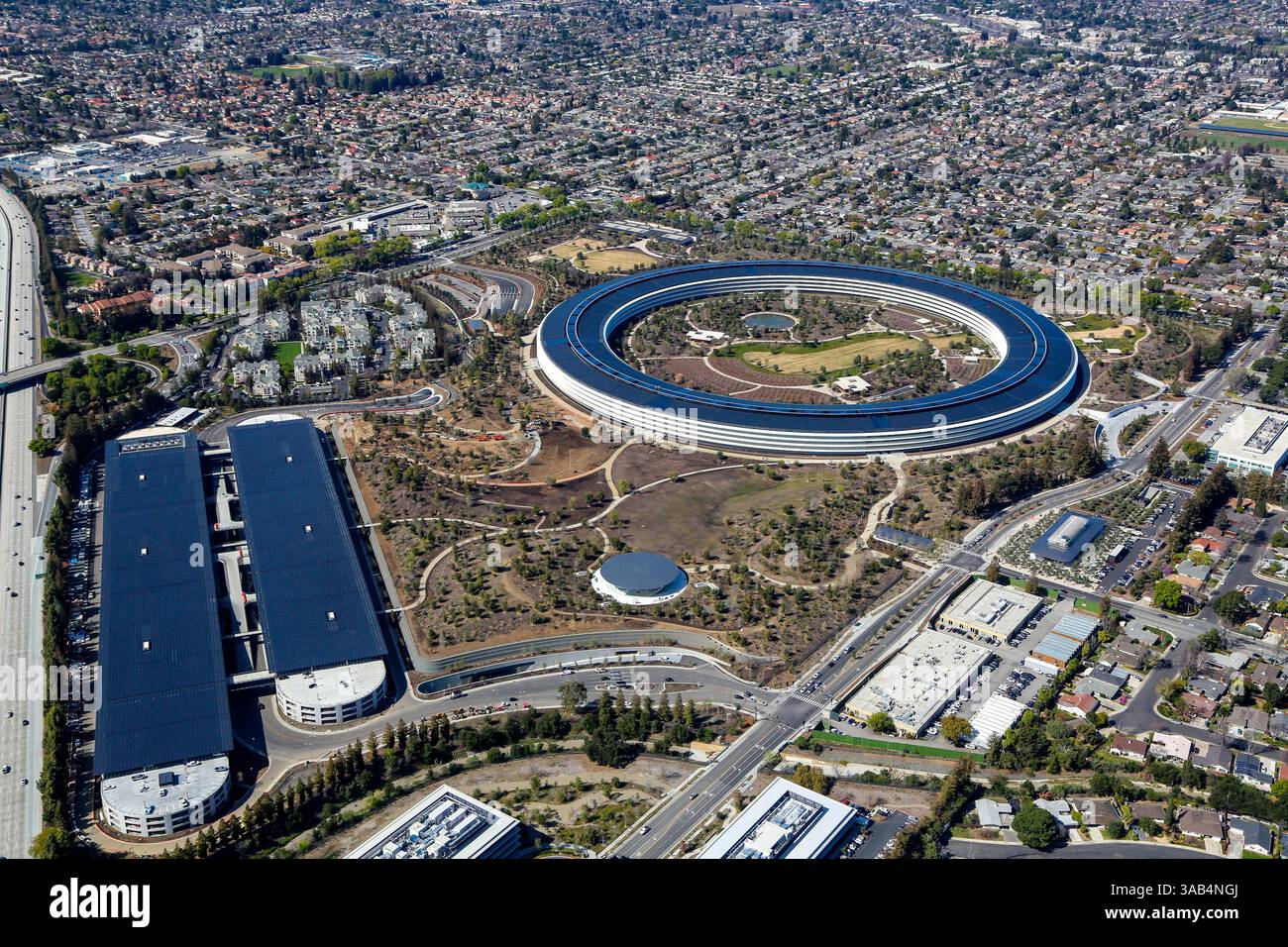 March 6, 2018 - Cupertino, California, U.S. - Apple Campus Aerial. The ...