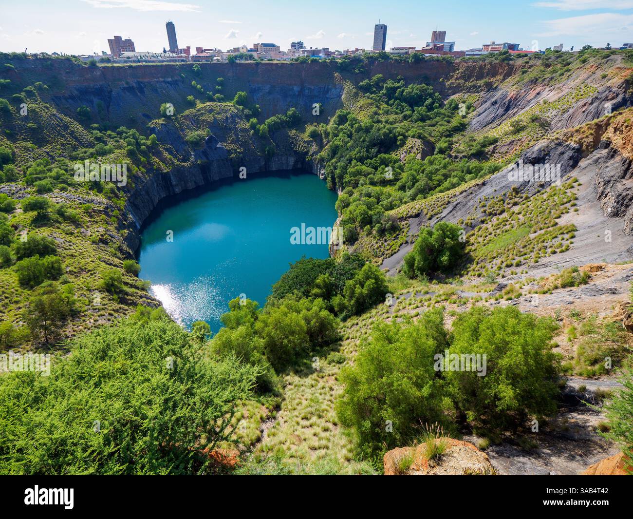 Kimberley big hole, Kimberley, South Africa Stock Photo - Alamy