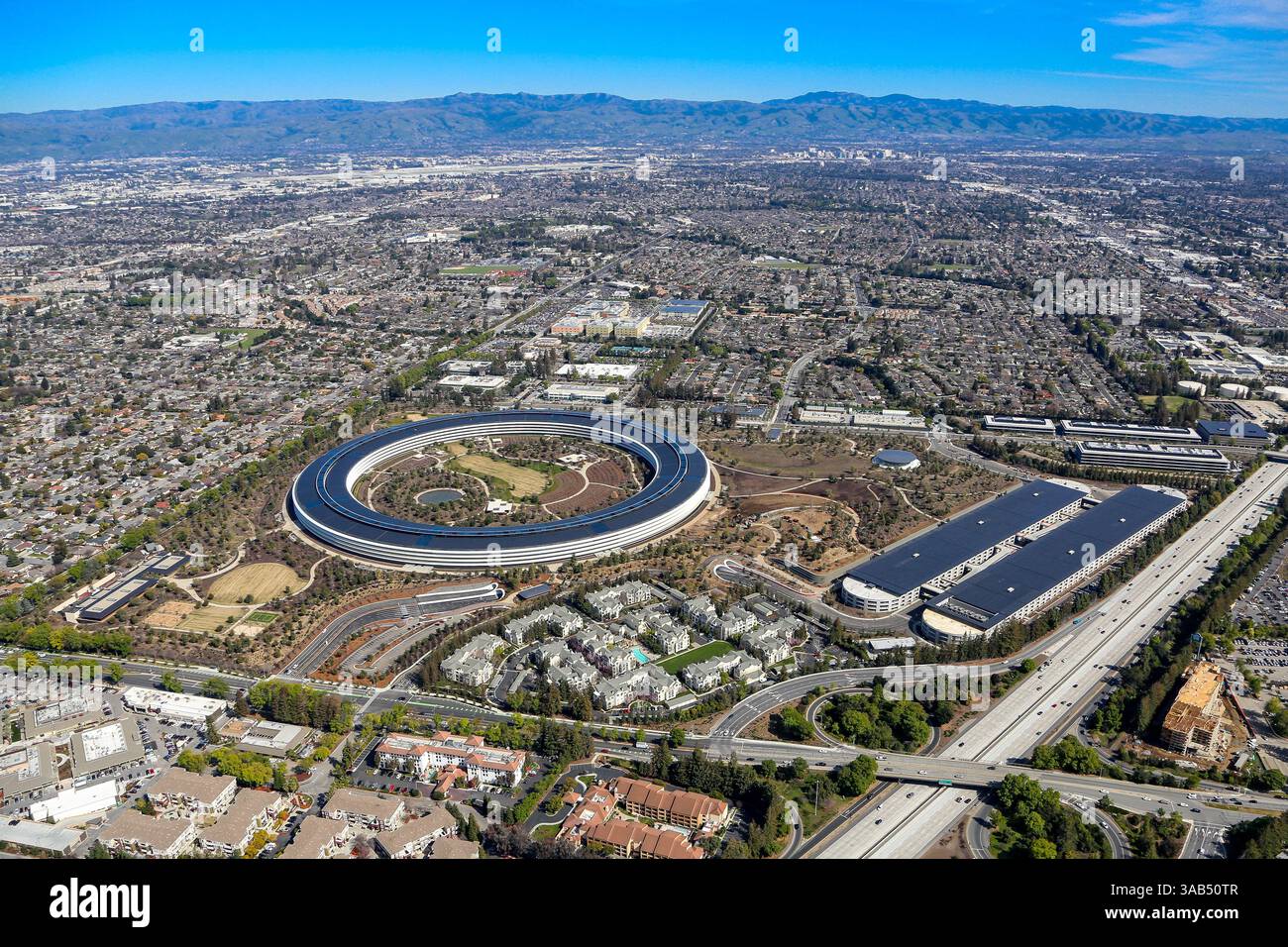 March 6, 2018 - Cupertino, California, U.S. - Apple Campus Aerial. The ...