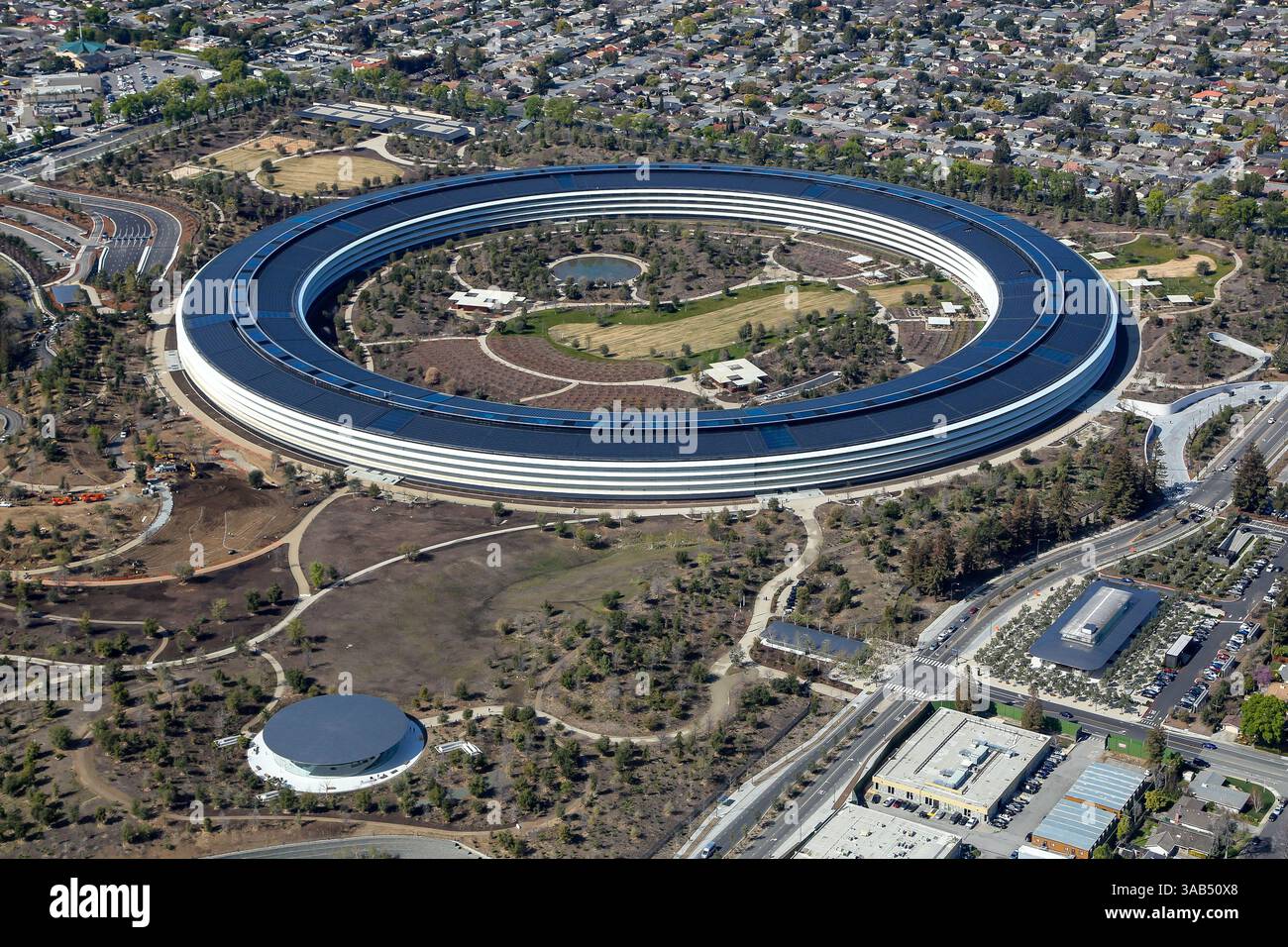 March 6, 2018 - Cupertino, California, U.S. - Apple Campus Aerial. The ...