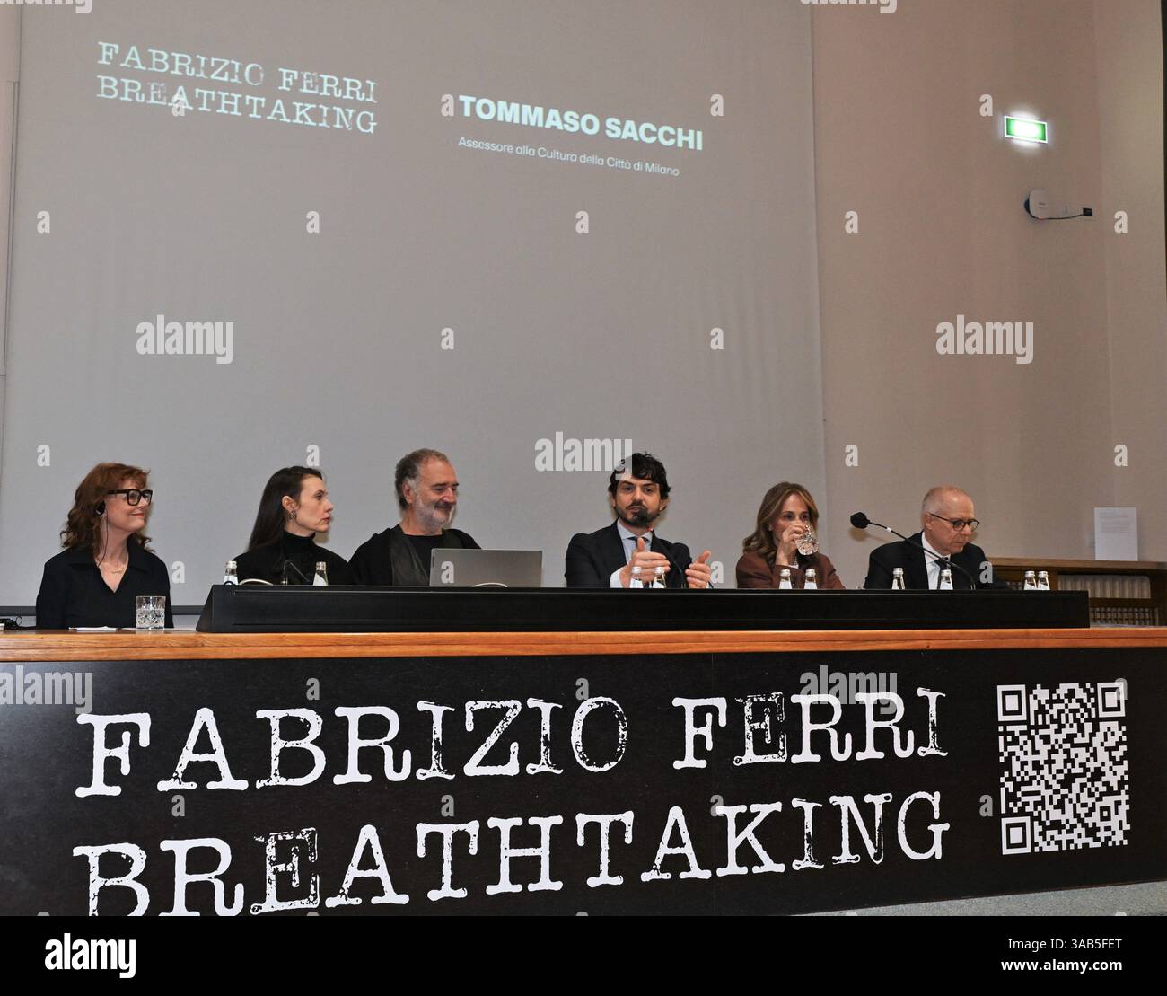 Milan, . 01st Apr, 2025. Milan, Italy BREATHTAKING installation ...