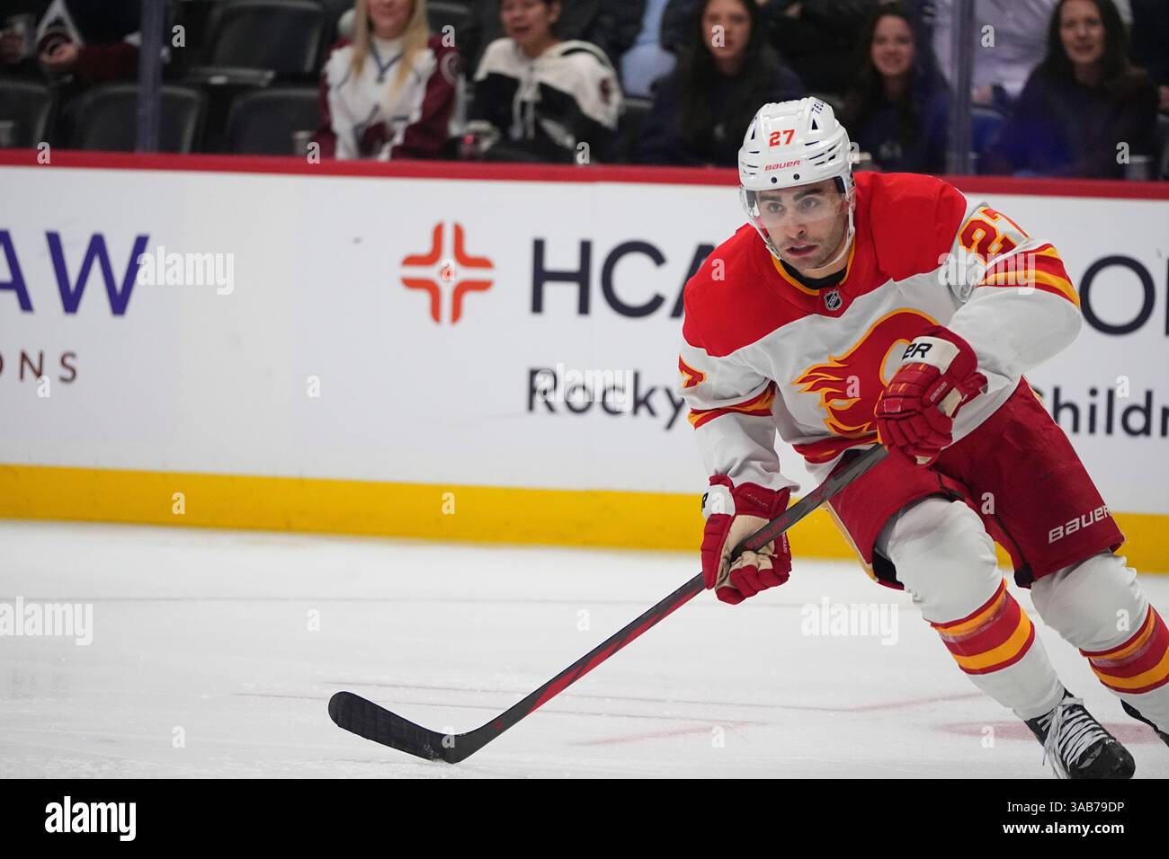 Calgary Flames right wing Matt Coronato (27) in the first period of an ...