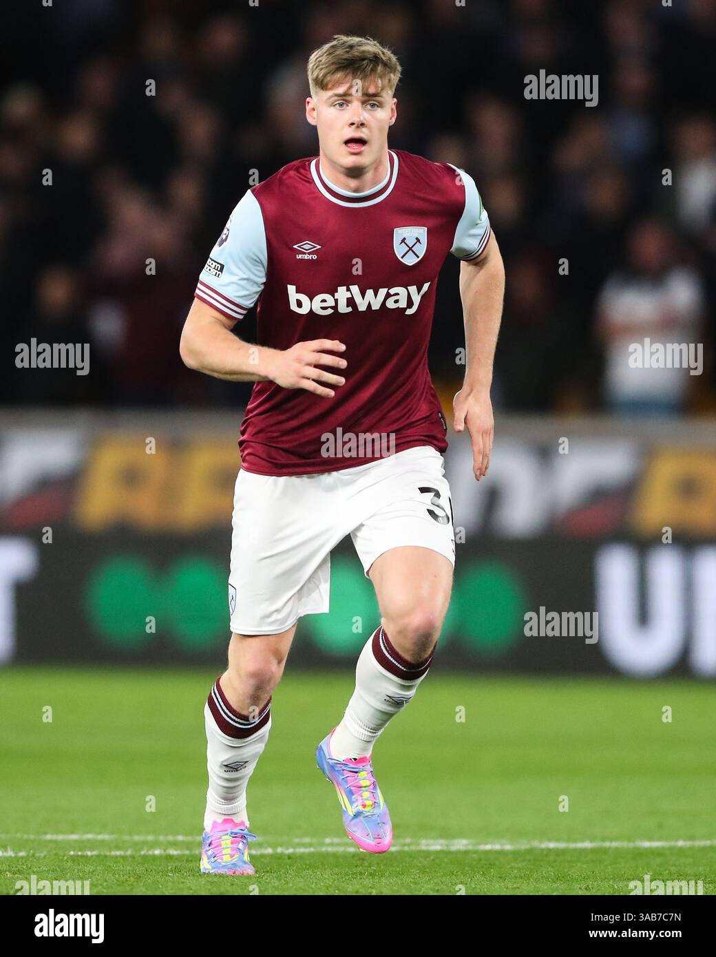 Wolverhampton, UK. 01st Apr, 2025. Evan Ferguson of West Ham United ...