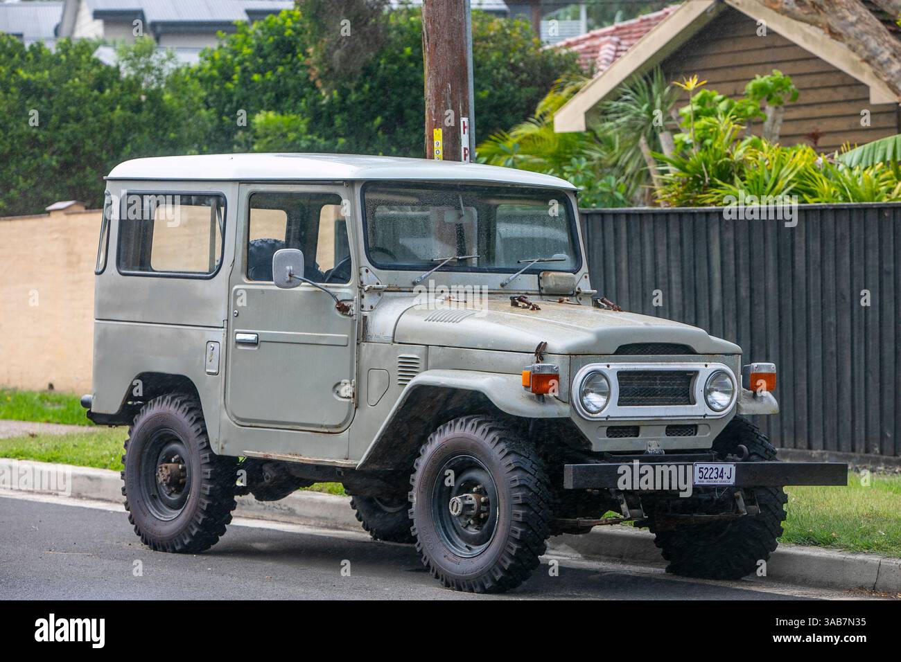 1976 year Toyota Landcruiser FJ40 ( 40 series) two door 4WD vehicle ...