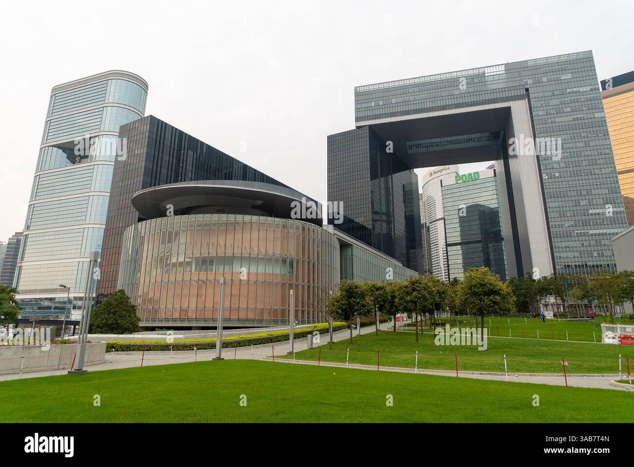 Hong kong lawmaking building hi-res stock photography and images - Alamy