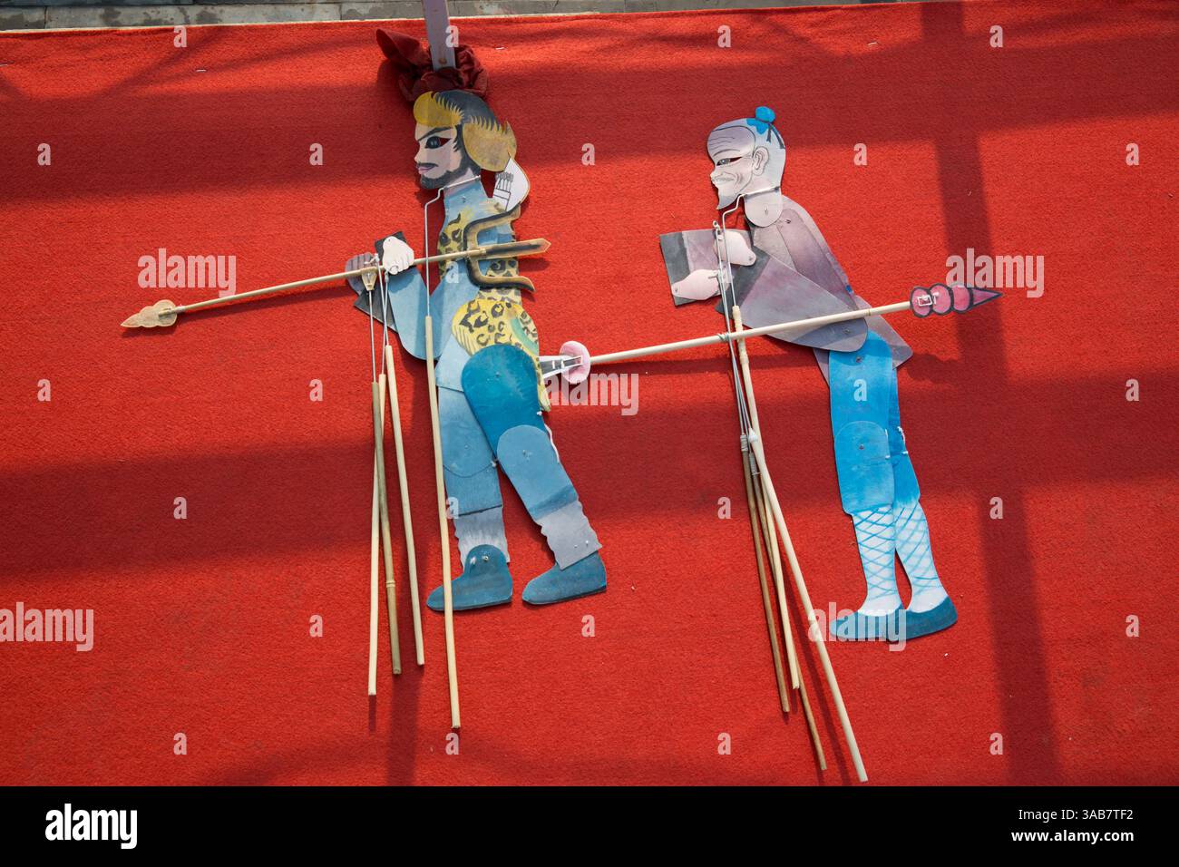 Chinese storytelling puppets hi-res stock photography and images - Alamy