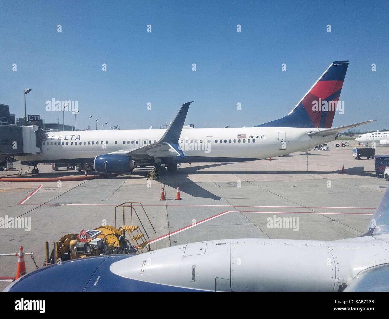 MINNEAPOLIS - AUGUST 23, 2024: Delta Airlines aircraft at boarding gate ...