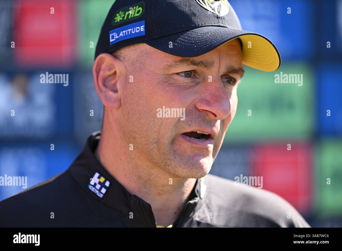 Richmond coach Adem Yze during a Richmond Tigers training session at ...