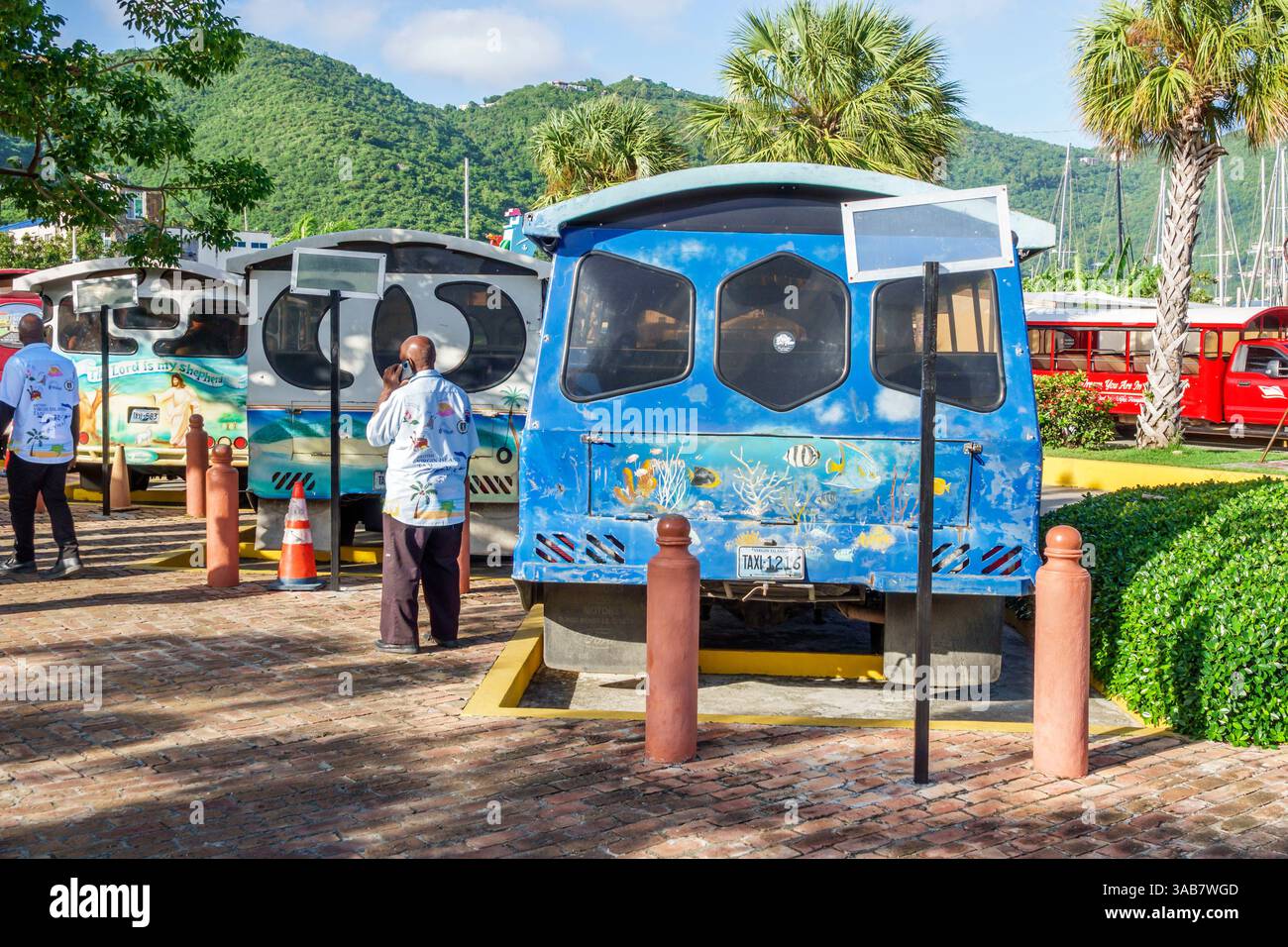 Tortola tourist buses hi-res stock photography and images - Alamy