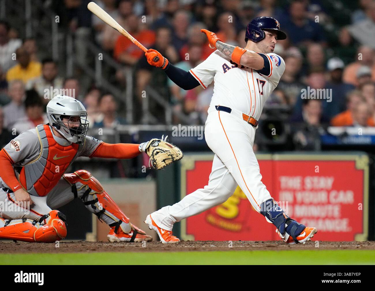Houston Astros catcher Victor Caratini (17) hits a single against San ...