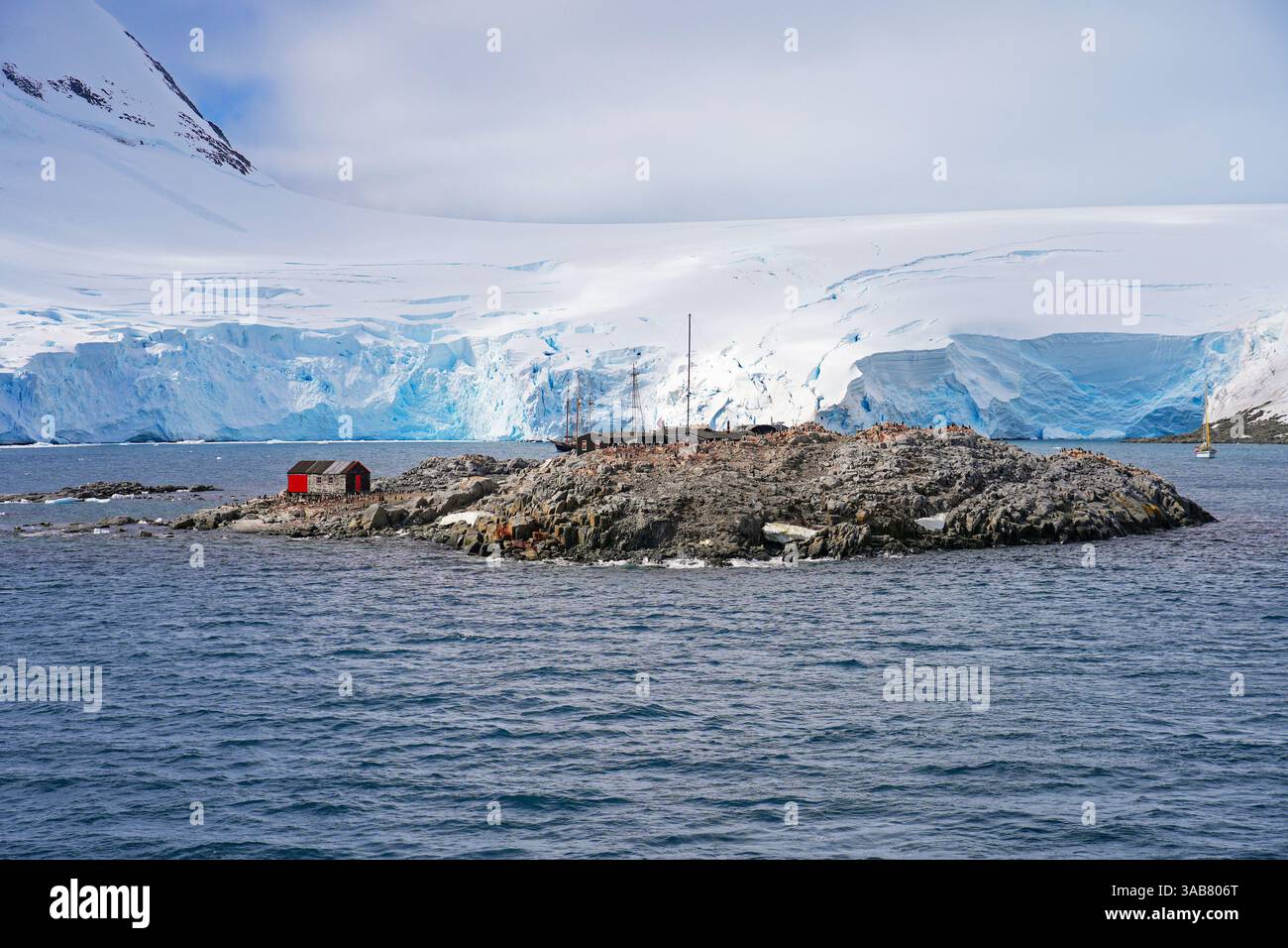 Port Lockroy, a historic British base located on Goudier Island in the ...