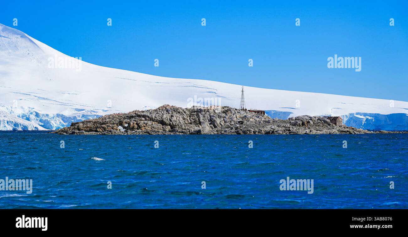 Port Lockroy, a historic British base located on Goudier Island in the ...