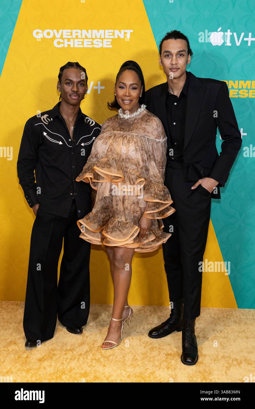 Los Angeles, USA. 01st Apr, 2025. Jahi Di'Allo Winston, Simone Missick ...