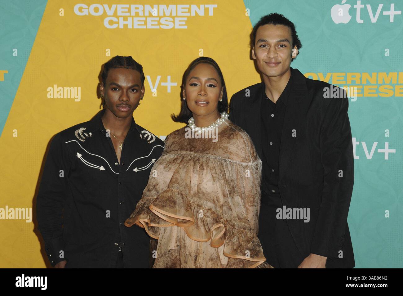 Jahi Di'allo Winston, Simone Missick, Evan Ellison at arrivals for ...