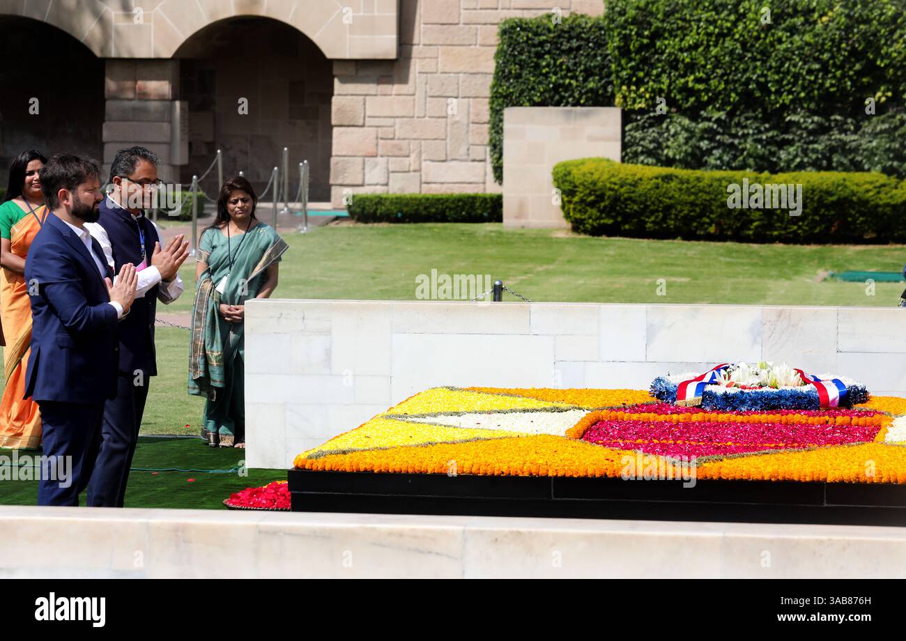 President gabriel boric font hi-res stock photography and images - Alamy