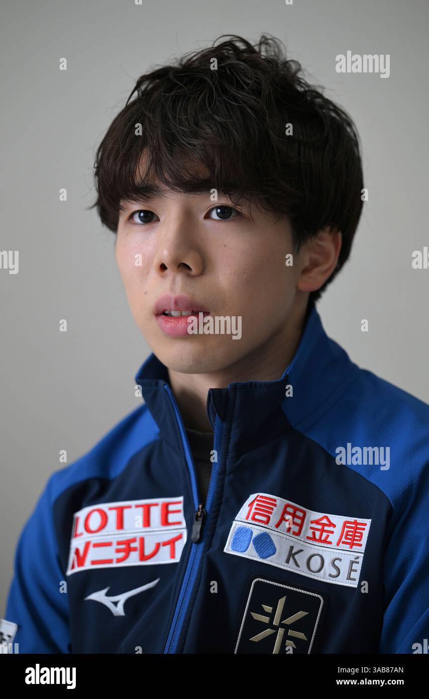 Shun Sato of Japanese Figure Skater responds to an interview in Minato ...